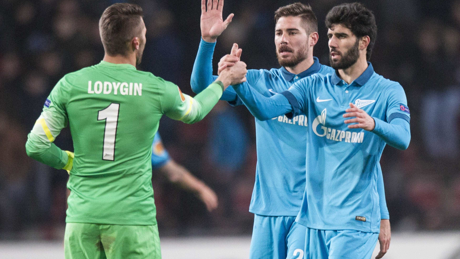 Sporting está atento a Luís Neto e já iniciou contactos