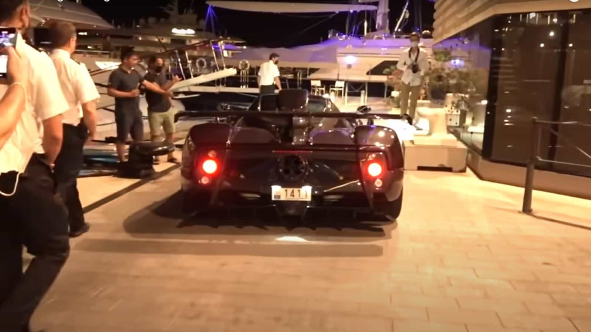 Lewis Hamilton vendeu o seu Pagani Zonda 760LH